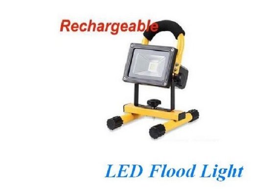 Portable 10w Rechargeable LED Flood Light With 3000 - 6000K Color Temperature
