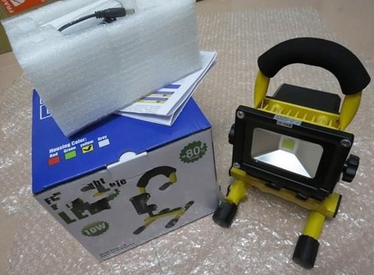 DC12v 10W Rechargeable Portable Flood Lights With CE / ROHS , Led Outdoor Lights　 　　