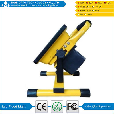 CE certified IP65 Bridgelux COB outdoor Portable rechargeable led flood light 10W 20W man