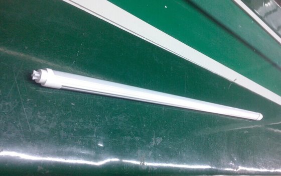 3 foot T8 G13 LED Tube Light PF 0.9 CRI 80Ra 1200LM 15 Watt
