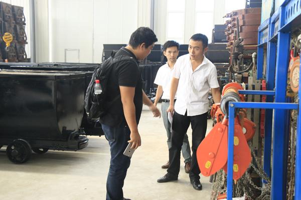 Warmly Welcome Customers from Uzbekistan to Visit China Coal Group for Investigating and Purchasing