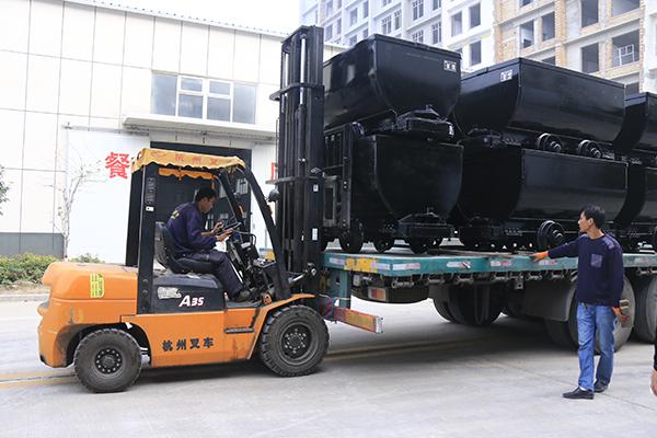 A Batch of Mine Cars of China Coal Group Were Sent to Korla of Xinjiang