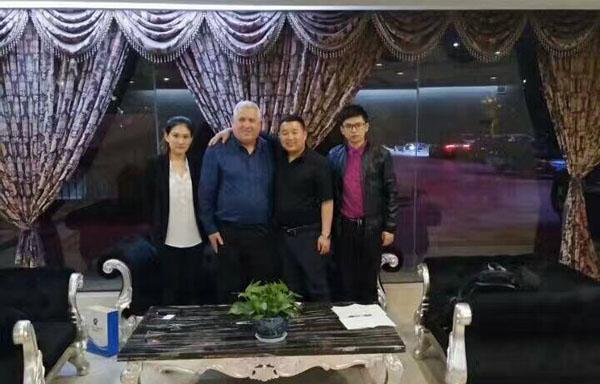 Canadian Merchants Visited China Coal Group Joint Manufacturing Company For Containers