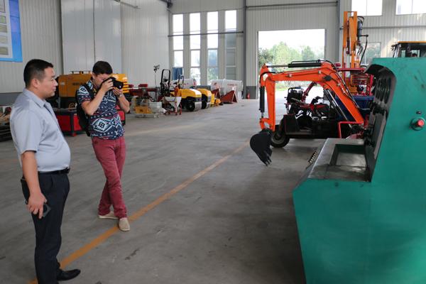 Russian Merchants Visited Shandong China Coal Group for Purchasing Equipment