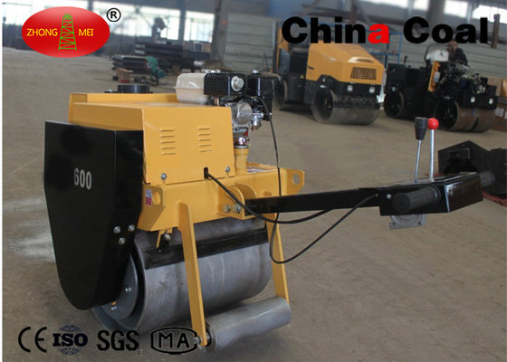 Best Automatic Clutch Road Construction Machinery 5.5HP power Manual Vibratory Compactor for sale