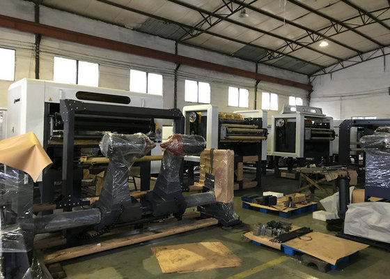 Paper Roll To Sheet Cutting Machine With Hydraulic Shaftless Roll Stand