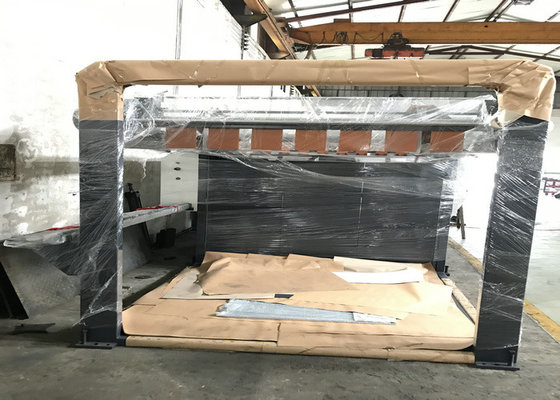 Paper Roll Cutting Machine / Slitting Machine Equipped With Hydraulic Shaftless Roll Stands