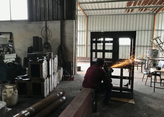 Brown Kraft Paper Reel To Sheet Cutting Machine / Cardboard Cutter