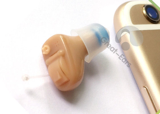 Hidden CIC Ear Hearing Aids 30dB Peak Gain Mild To Moderate Hearing Loss Application