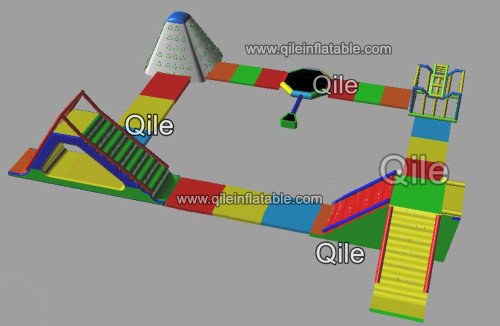 China Inflatable Floating Water Park With Inflatable Iceberg And Water Slides For Lake supplier