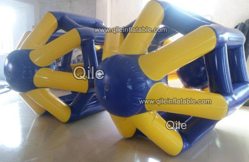 China 0.9mm PVC Tarpaulin Bule Durable Inflatable Water Roller supplier