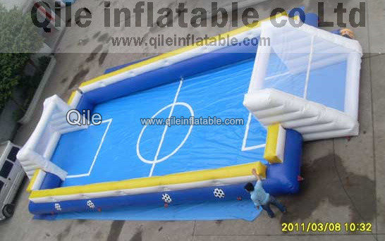 China Waterproof Inflatable Sports Arena , Red Inflatable Soccer Field supplier