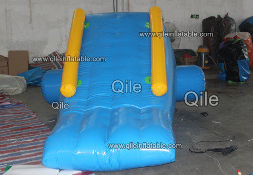 0.9mm PVC Tarpaulin Inflatable Water Slide For Outdoor Water Activity supplier