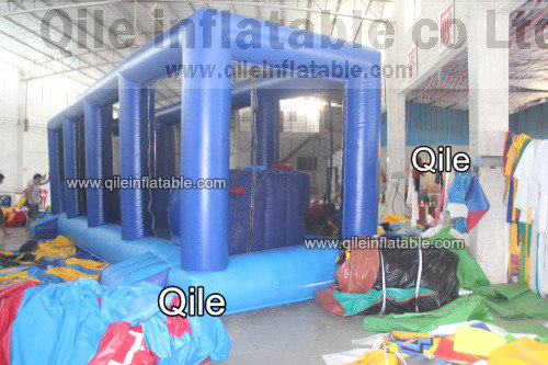 EN71 Awasome Sports Games Inflatable Corn Laser Maze With Digital Painting Farm supplier