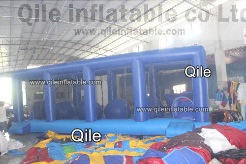 EN71 Awasome Sports Games Inflatable Corn Laser Maze With Digital Painting Farm supplier