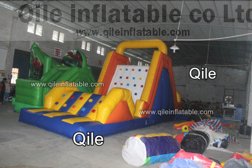 Large-Scale Inflatable Rock Climbing Wall With Slde And Pool For Entertainment supplier