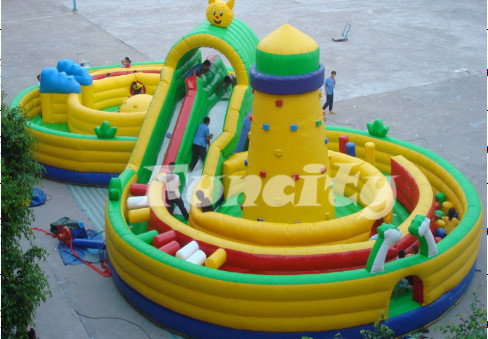 SGS Colorful Inflatable Theme Park With Long Slides Customized Logo Printing