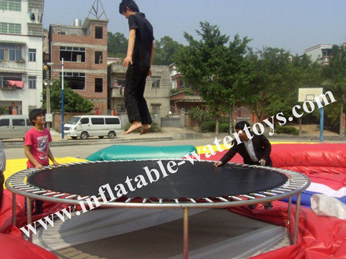 0.55mm PVC Tarpaulin Colorful Inflatable Sport Games For Inflatable Volleyball Court