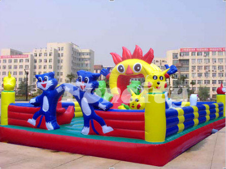 Two Blue Cats Kids Inflatable Fun City ,  Inflatable Theme Park With Sun Door