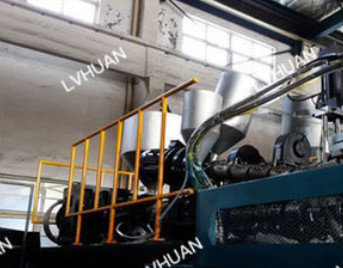 Precise Fully Automatic Blow Moulding Machine Suitable For Small Bottles 30mL - 2L
