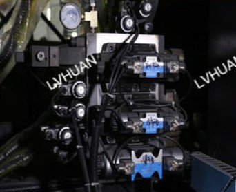 Oil Barrel Extrusion Moulding Machine Excellent Mechanical Performance