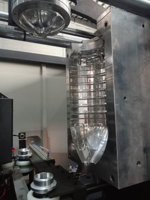 PET Stretch Blow Molding Machine , Fully Automatic PET Blow Moulding Machine