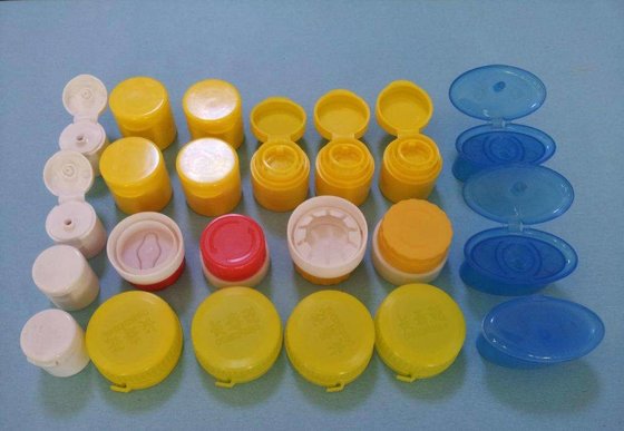 PE PP Cap High Precision Injection Molding Reliable With CE SGS certification