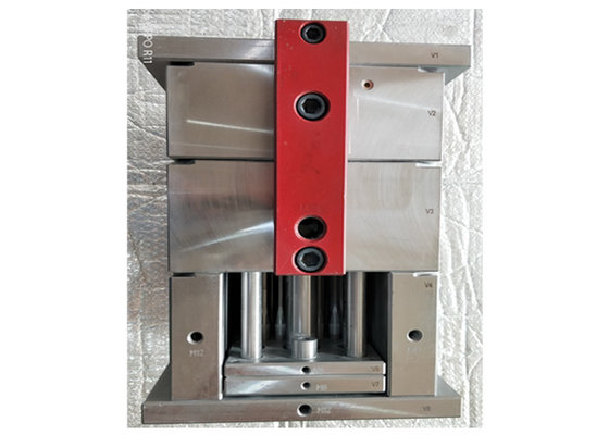 OEM ABS Clip Injection Multi Cavity Mold Cold Runner DME Mould Standard