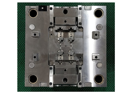 Cold Runner 4 Cavity Medical Mould Zytel Material Injection Mold ISO13485