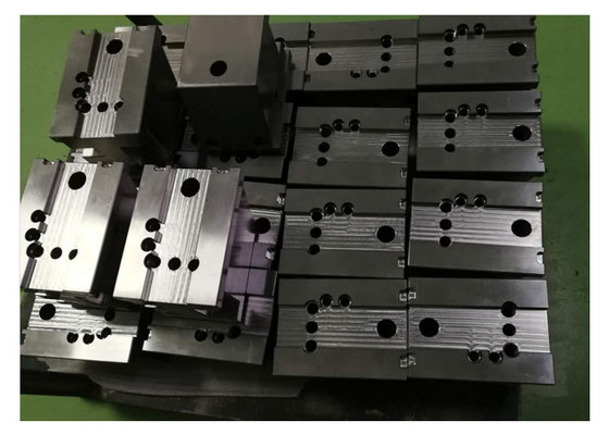 High Precision CNC Machining Mold Wear Plate Mold Components Side Guiding