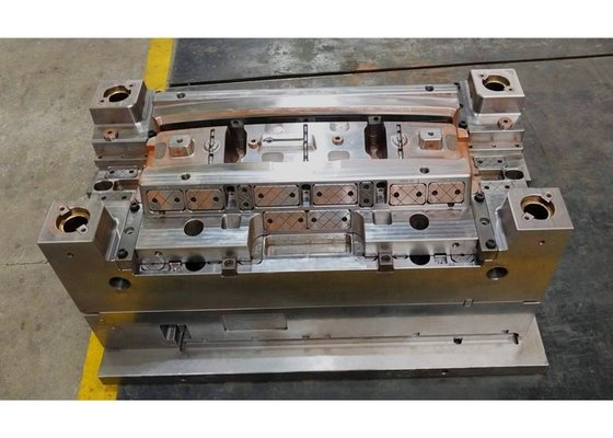Plastic Prototype PP Single Cavity Mold For Automobile Diversion Plate