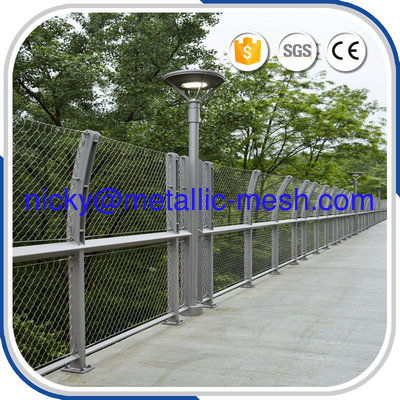 yuntong high tensile 1.5 mm  seamless ferrules cable wire mesh balustrade infill panel 60 degree mesh angle