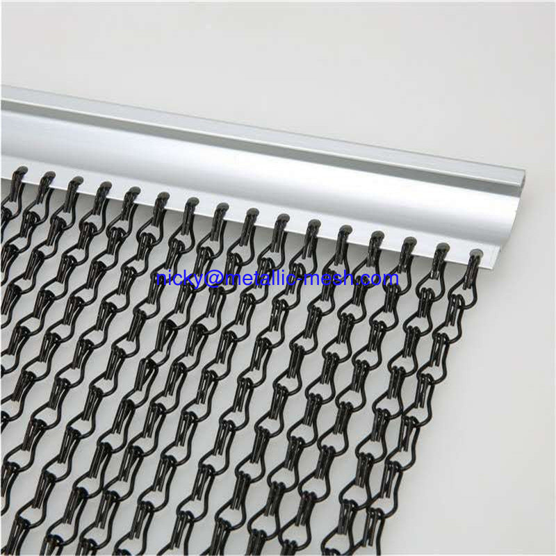 2.0 MM Thickness Non-fading Hanging Chain Link Aluminium Fly Screen With Dimension 90x210 CM