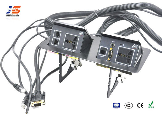 Le bureau de partie supérieure du comptoir sautent la prise 10A 100V - 240 V de débouché, de puissance et de données