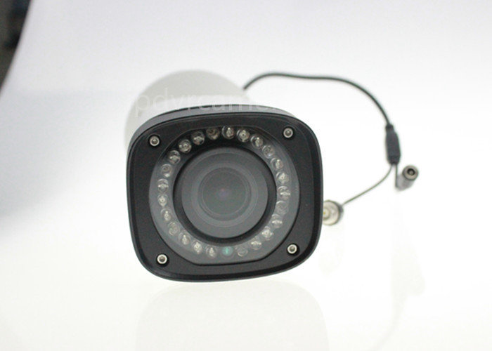 IP67 IR Bullet HDCVI CCTV Camera with Varifocal Lens 2.7-12mm 1930 x 1088 Resolution