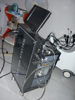 High Speed SPA5.0 Hydro Dermabrasion Machine With BIO Microcurrent Derma Roller