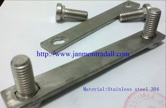 Stainless steel bolts,Stainless steel round head bolts,Stainless steel bolts with metal plates,Bolts with metal plates