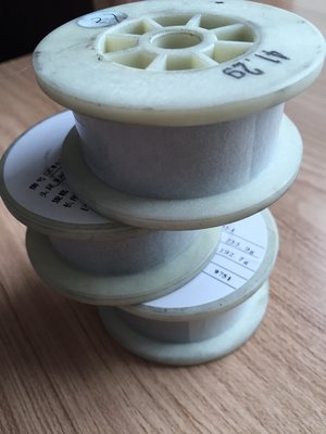 thin tungsten wire / W/wolfram filaments 99.95% purity for lamp wire supplier