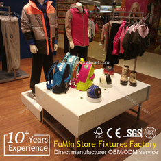China Luxury custom high quality 2015 design clothes display shelf supplier