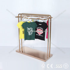 China 2014 new design custom metal wall garment display rack for clothing retail store supplier
