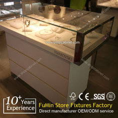 China Manufacturing customized acrylic jewelry display cabinet supplier