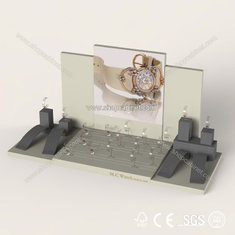 China 2015 new products pocket strap wood watch display case props supplier