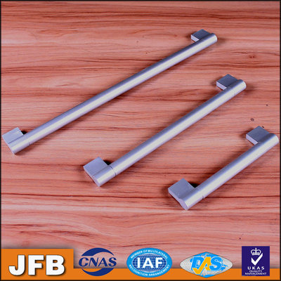 Foggy silver color 224MM holes distance aluminum cabinet and wardrobe metal handles supplier