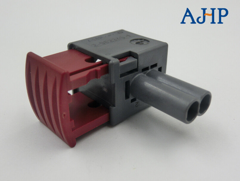 AMP/TE 2 Position Female Connector 2-962345-1 for SAAB Car