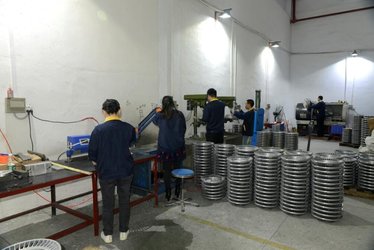 Shenzhen JiNi Lighting Technology Co., Ltd factory production line