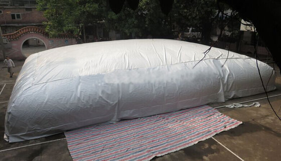 Stunt equipment inflatable airbag for stunts for trampoline
