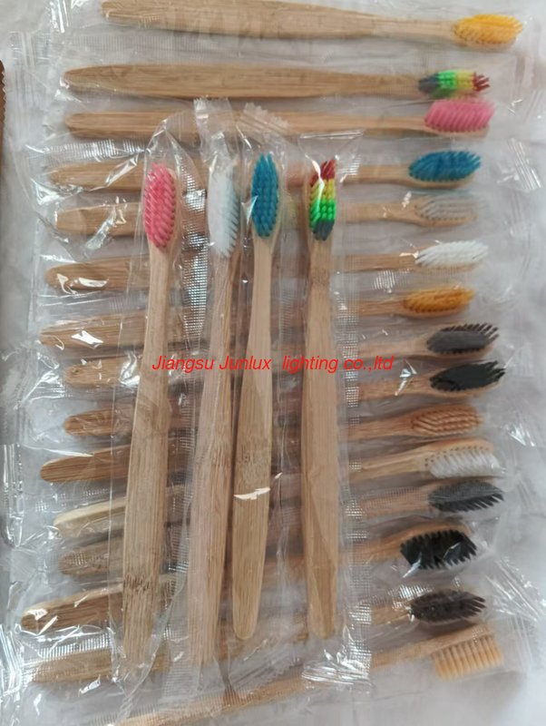 Colorful bamboo handle toothbrush hotel homestay teeth cleaning easy to carry lightweight toothbrush cleaning tools