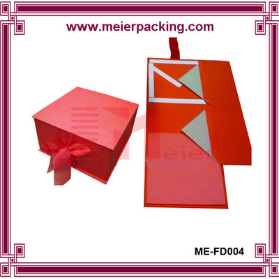 China Fashionable Custom square glossy foldable red gift box printing with ribbon closure supplier