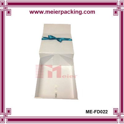 China New product packaging cardboard white glossy wedding paper gift box with ribbon ME-FD022 supplier
