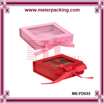 China 2016 Custom Luxury Cardboard Magnetic Closure Gift Box Wholesale with transparent window supplier